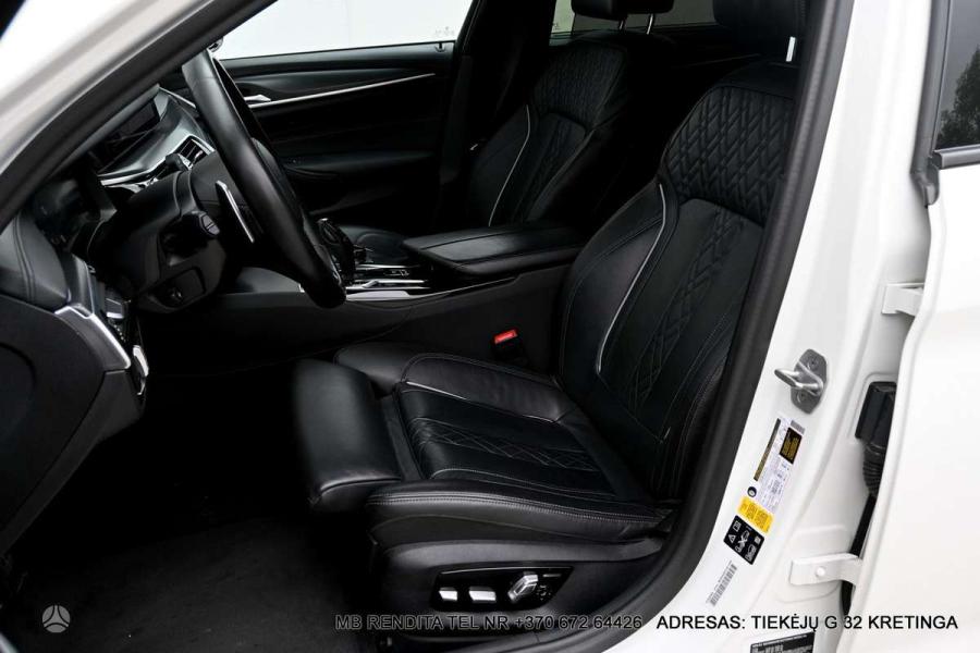 Balts BMW M550 2021 Kretinga, ar dzinēja tilpumu 4.40 L un nobraukumu 84 tūkst. km par 42999 €, foto 19 vietnē AUTOMOTO.COM.LV
