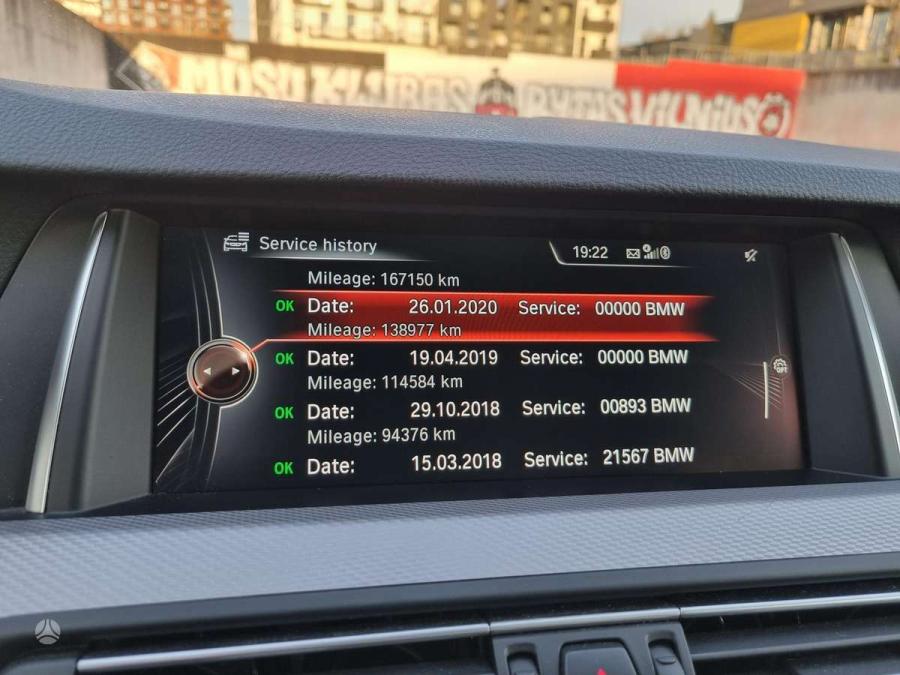 Белый БМВ M550 2016 в Вильнюс, объемом двигателя 0.00 л и пробегом 266 тыс. км за 15490 €, фото 26 на AUTOMOTO.COM.LV