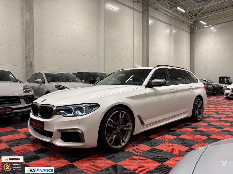Balts BMW M550 2018 Viļņa, ar dzinēja tilpumu 2.99 L un nobraukumu 176 tūkst. km par 27550 €, foto 1 vietnē AUTOMOTO.COM.LV
