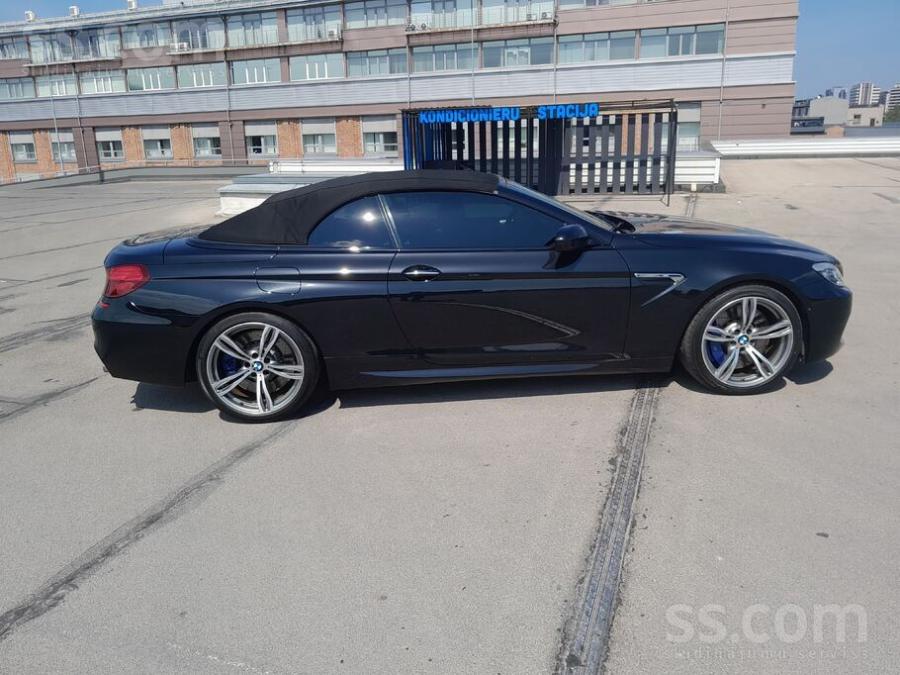 Black BMW M6 2016 in Riga, with an engine capacity of 4.40 L and mileage of 149 thousand km for 29999 €, photo 11 on AUTOMOTO.COM.LV