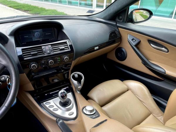 Melns BMW M6 2005 Rīga, ar dzinēja tilpumu 5.00 L un nobraukumu 129 tūkst. km par 20990 €, foto 7 vietnē AUTOMOTO.COM.LV