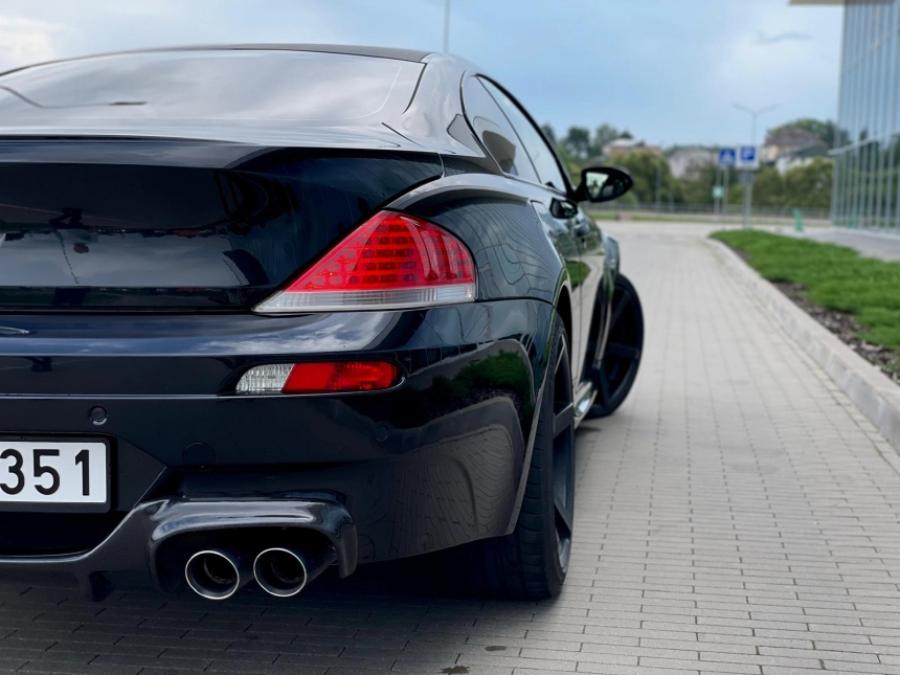Melns BMW M6 2005 Rīga, ar dzinēja tilpumu 5.00 L un nobraukumu 129 tūkst. km par 20990 €, foto 13 vietnē AUTOMOTO.COM.LV