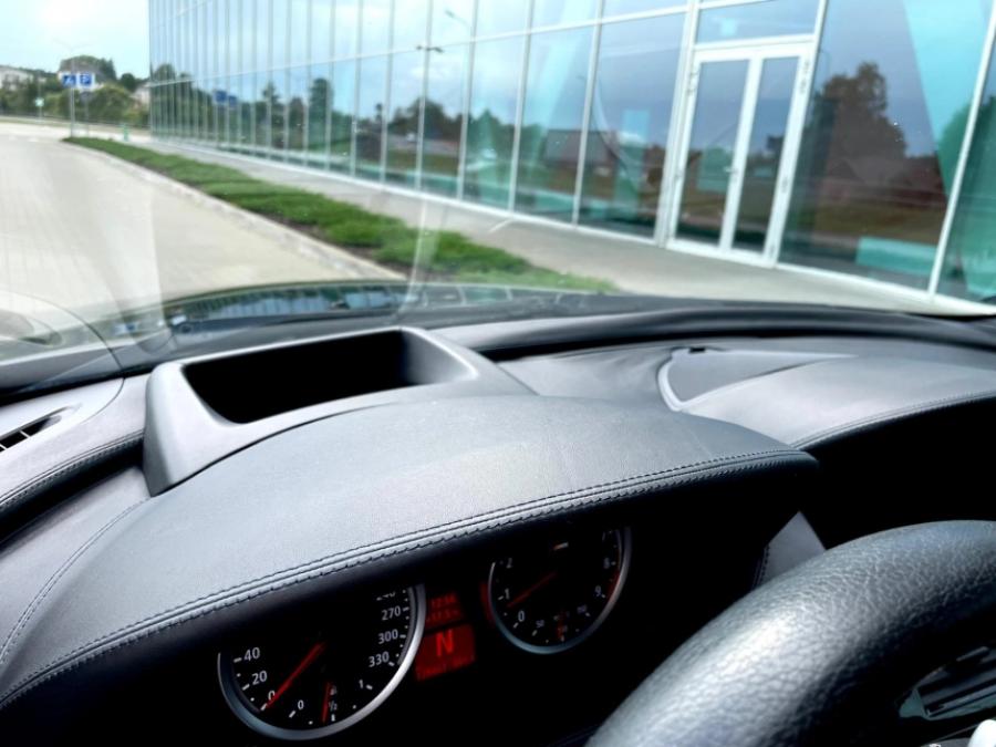 Melns BMW M6 2005 Rīga, ar dzinēja tilpumu 5.00 L un nobraukumu 129 tūkst. km par 20990 €, foto 21 vietnē AUTOMOTO.COM.LV