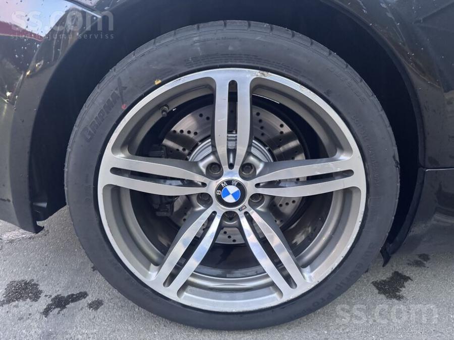 Melns BMW M6 2007 Rīga, ar dzinēja tilpumu 5.00 L un nobraukumu 144 tūkst. km par 21500 €, foto 18 vietnē AUTOMOTO.COM.LV