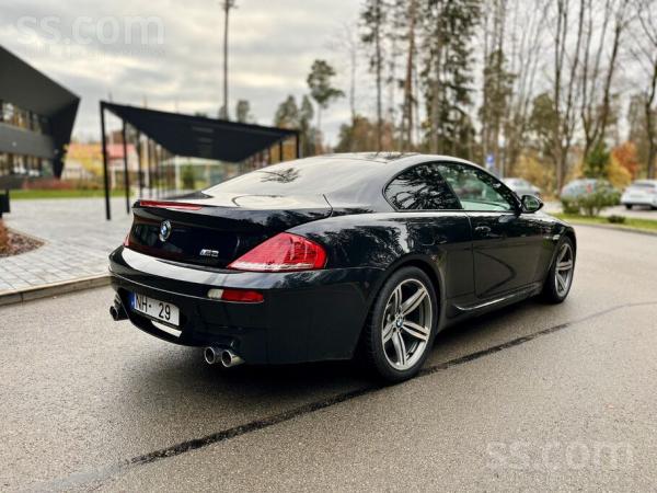 Melns BMW M6 2009 Ogre, ar dzinēja tilpumu 5.00 L un nobraukumu 130 tūkst. km par 23950 €, foto 3 vietnē AUTOMOTO.COM.LV