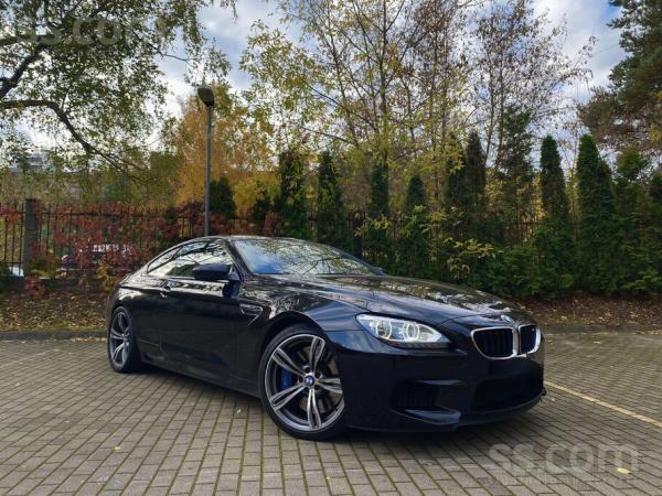 Black BMW M6 2013 in Riga, with an engine capacity of 4.40 L and mileage of 118 thousand km for 39999 €, photo 3 on AUTOMOTO.COM.LV
