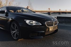 Black BMW M6 2016 in Riga, with an engine capacity of 4.40 L and mileage of 148 thousand km for 27000 €, photo 8 on AUTOMOTO.COM.LV