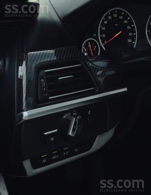 Zils BMW M6 2013 Liepāja, ar dzinēja tilpumu 4.40 L un nobraukumu 170 tūkst. km par 22000 €, foto 8 vietnē AUTOMOTO.COM.LV