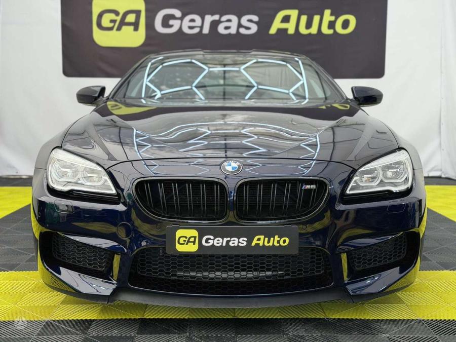 Blue BMW M6 2017 in Vilnius, with an engine capacity of 4.40 L and mileage of 145 thousand km for 32400 €, photo 3 on AUTOMOTO.COM.LV