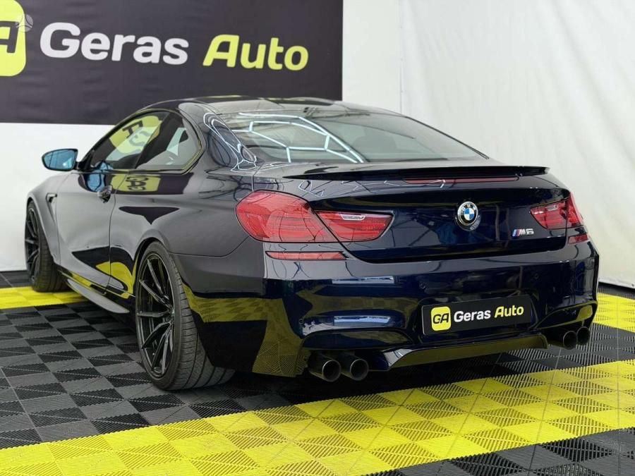 Blue BMW M6 2017 in Vilnius, with an engine capacity of 4.40 L and mileage of 145 thousand km for 32400 €, photo 7 on AUTOMOTO.COM.LV