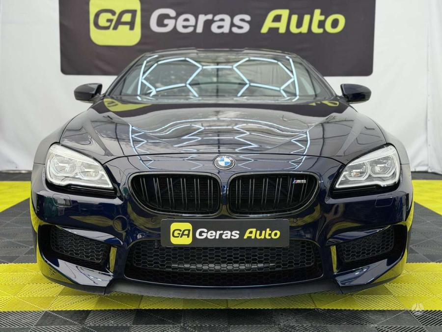 Blue BMW M6 2017 in Vilnius, with an engine capacity of 4.40 L and mileage of 145 thousand km for 32350 €, photo 3 on AUTOMOTO.COM.LV