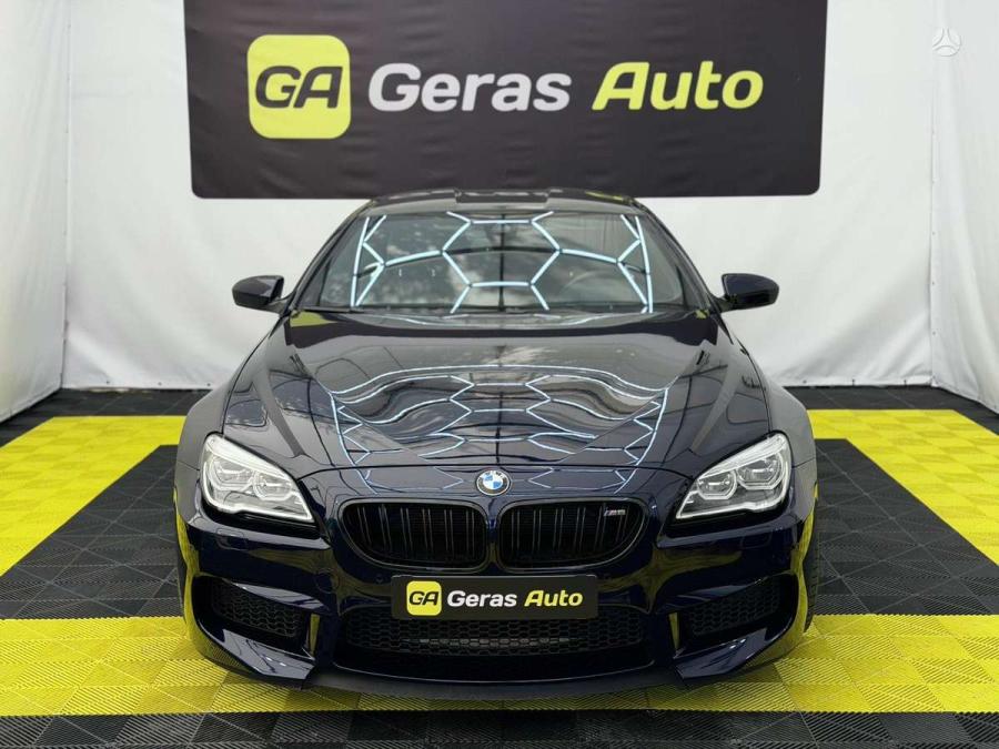 Blue BMW M6 2017 in Vilnius, with an engine capacity of 4.40 L and mileage of 145 thousand km for 32350 €, photo 8 on AUTOMOTO.COM.LV