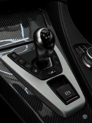 Blue BMW M6 2017 in Vilnius, with an engine capacity of 4.40 L and mileage of 145 thousand km for 32350 €, photo 23 on AUTOMOTO.COM.LV