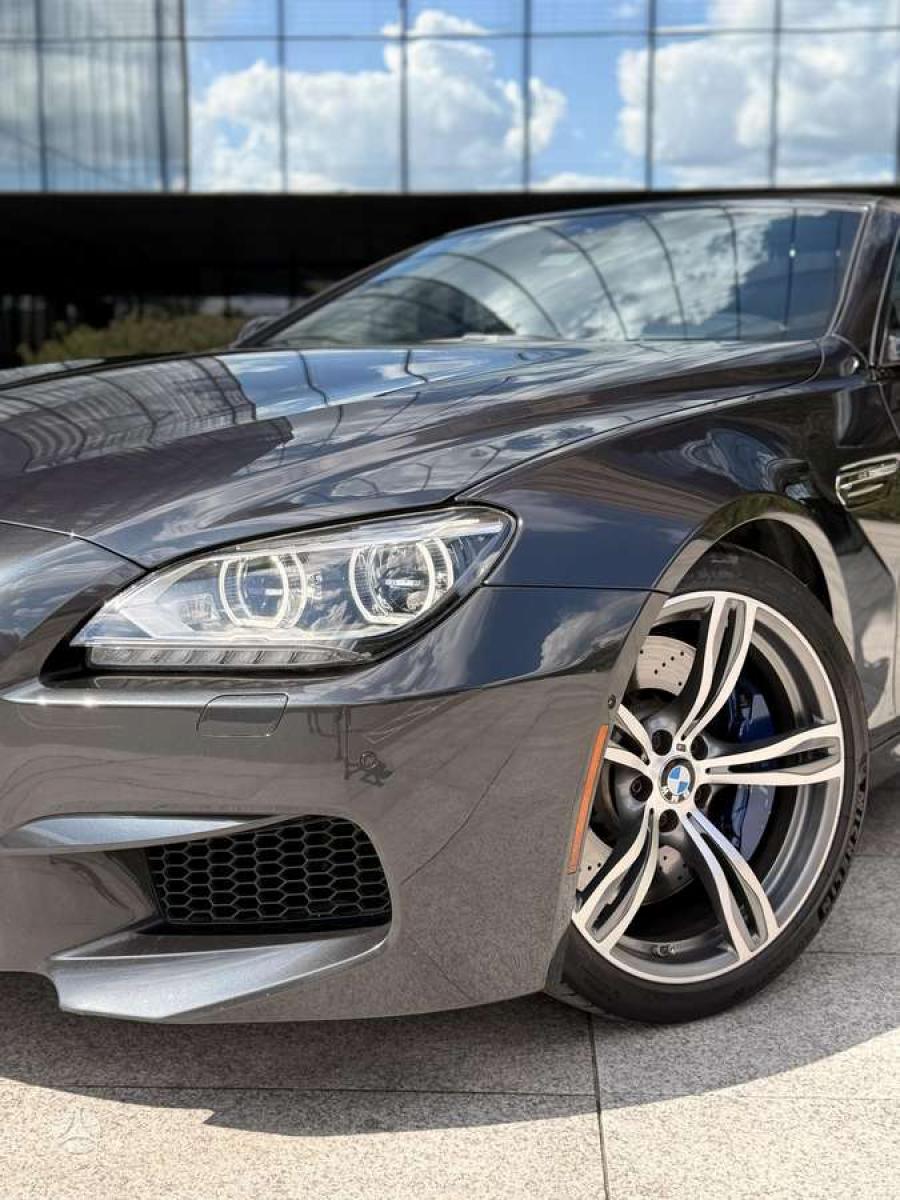 Grey BMW M6 2012 in Vilnius, with an engine capacity of 4.40 L and mileage of 108 thousand km for 24000 €, photo 3 on AUTOMOTO.COM.LV