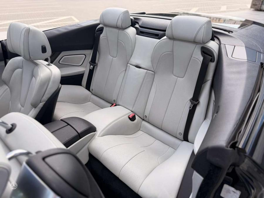 Grey BMW M6 2012 in Vilnius, with an engine capacity of 4.40 L and mileage of 108 thousand km for 24000 €, photo 17 on AUTOMOTO.COM.LV
