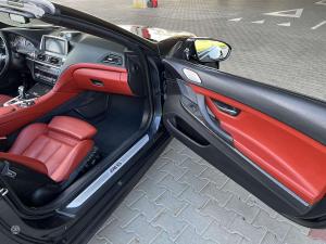 Grey BMW M6 2014 in Vilnius, with an engine capacity of 4.40 L and mileage of 110 thousand km for 28990 €, photo 21 on AUTOMOTO.COM.LV