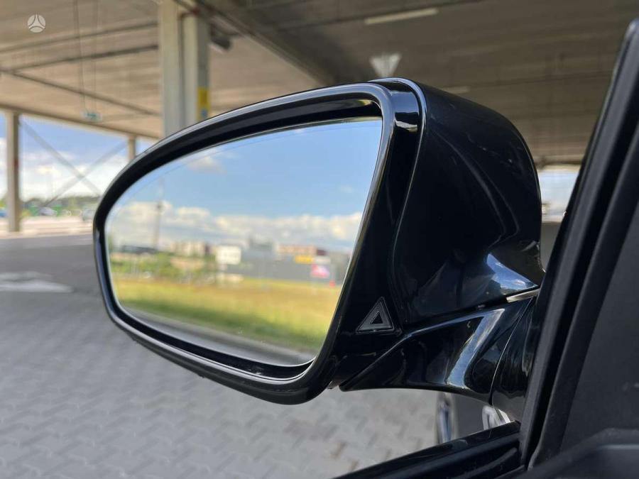 Grey BMW M6 2014 in Vilnius, with an engine capacity of 4.40 L and mileage of 110 thousand km for 28990 €, photo 26 on AUTOMOTO.COM.LV