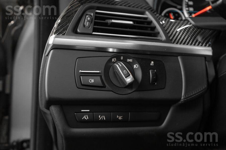 Pelēks BMW M6 2012 Rīga, ar dzinēja tilpumu 4.40 L un nobraukumu 88 tūkst. km par 38000 €, foto 16 vietnē AUTOMOTO.COM.LV