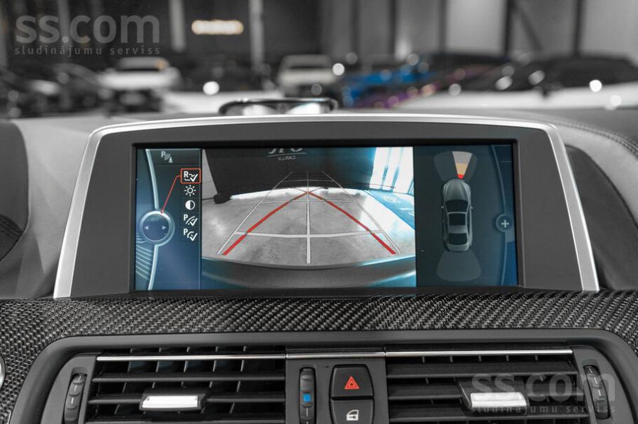 Pelēks BMW M6 2012 Rīga, ar dzinēja tilpumu 4.40 L un nobraukumu 88 tūkst. km par 38000 €, foto 26 vietnē AUTOMOTO.COM.LV