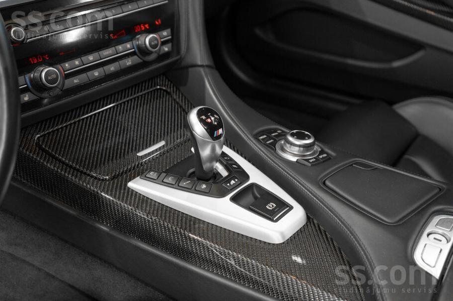 Pelēks BMW M6 2012 Rīga, ar dzinēja tilpumu 4.40 L un nobraukumu 88 tūkst. km par 38000 €, foto 31 vietnē AUTOMOTO.COM.LV