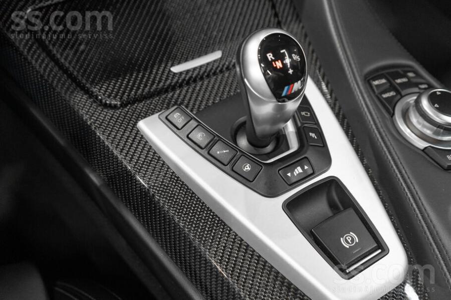 Pelēks BMW M6 2012 Rīga, ar dzinēja tilpumu 4.40 L un nobraukumu 88 tūkst. km par 38000 €, foto 32 vietnē AUTOMOTO.COM.LV