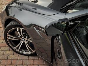 Grey BMW M6 2012 in Riga, with an engine capacity of 4.40 L and mileage of 144 thousand km for 24800 €, photo 10 on AUTOMOTO.COM.LV