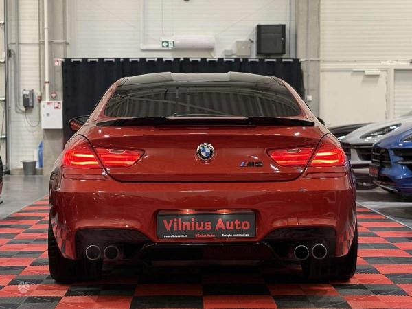 Sarkans BMW M6 2014 Viļņa, ar dzinēja tilpumu 4.40 L un nobraukumu 108 tūkst. km par 29999 €, foto 6 vietnē AUTOMOTO.COM.LV