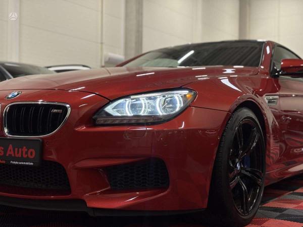 Sarkans BMW M6 2014 Viļņa, ar dzinēja tilpumu 4.40 L un nobraukumu 108 tūkst. km par 29999 €, foto 8 vietnē AUTOMOTO.COM.LV