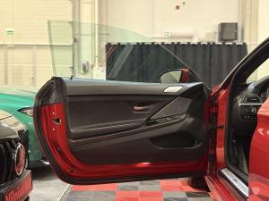 Sarkans BMW M6 2014 Viļņa, ar dzinēja tilpumu 4.40 L un nobraukumu 108 tūkst. km par 29999 €, foto 13 vietnē AUTOMOTO.COM.LV