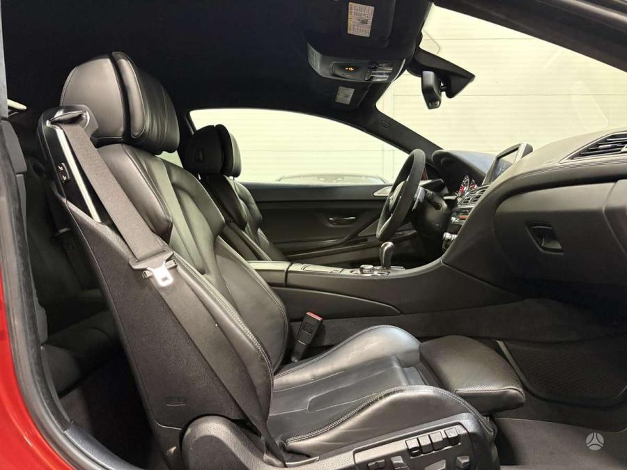 Sarkans BMW M6 2014 Viļņa, ar dzinēja tilpumu 4.40 L un nobraukumu 108 tūkst. km par 29999 €, foto 19 vietnē AUTOMOTO.COM.LV