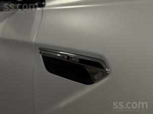 White BMW M6 2017 in Riga, with an engine capacity of 4.40 L and mileage of 136 thousand km for 38990 €, photo 13 on AUTOMOTO.COM.LV