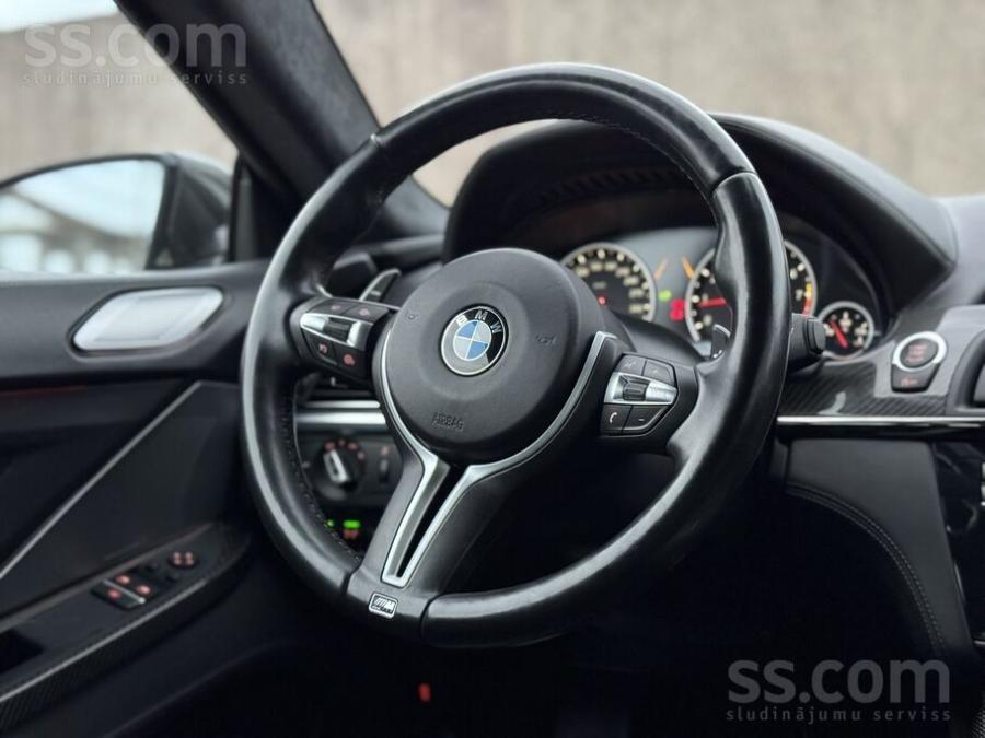 White BMW M6 2017 in Riga, with an engine capacity of 4.40 L and mileage of 136 thousand km for 38990 €, photo 15 on AUTOMOTO.COM.LV