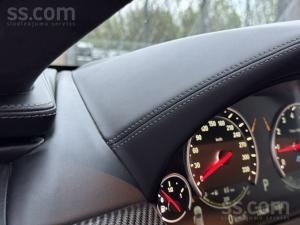 White BMW M6 2017 in Riga, with an engine capacity of 4.40 L and mileage of 136 thousand km for 38990 €, photo 19 on AUTOMOTO.COM.LV