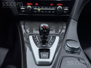 White BMW M6 2017 in Riga, with an engine capacity of 4.40 L and mileage of 136 thousand km for 38990 €, photo 27 on AUTOMOTO.COM.LV