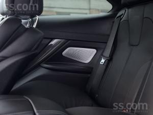 White BMW M6 2017 in Riga, with an engine capacity of 4.40 L and mileage of 136 thousand km for 38990 €, photo 30 on AUTOMOTO.COM.LV