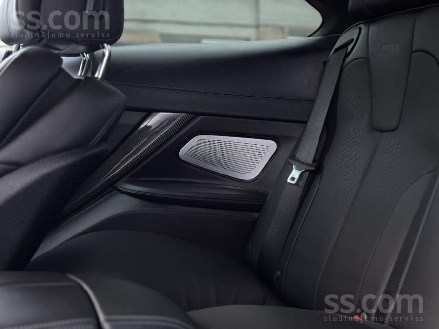 White BMW M6 2017 in Riga, with an engine capacity of 4.40 L and mileage of 136 thousand km for 38990 €, photo 30 on AUTOMOTO.COM.LV