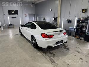 White BMW M6 2017 in Riga, with an engine capacity of 4.40 L and mileage of 136 thousand km for 39900 €, photo 3 on AUTOMOTO.COM.LV