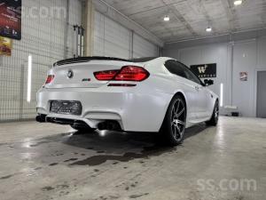 White BMW M6 2017 in Riga, with an engine capacity of 4.40 L and mileage of 136 thousand km for 39900 €, photo 8 on AUTOMOTO.COM.LV