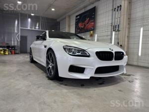 White BMW M6 2017 in Riga, with an engine capacity of 4.40 L and mileage of 136 thousand km for 39900 €, photo 10 on AUTOMOTO.COM.LV