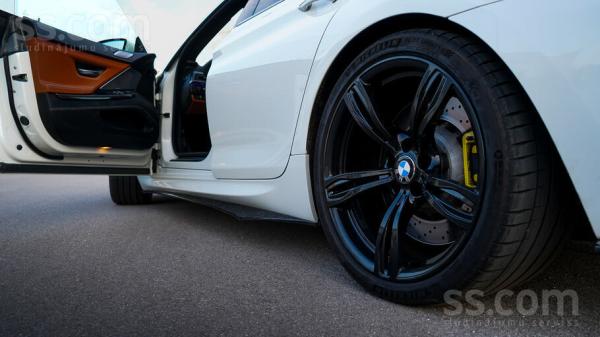 Balts BMW M6 2014 Daugavpils, ar dzinēja tilpumu 4.40 L un nobraukumu 86 tūkst. km par 49000 €, foto 4 vietnē AUTOMOTO.COM.LV