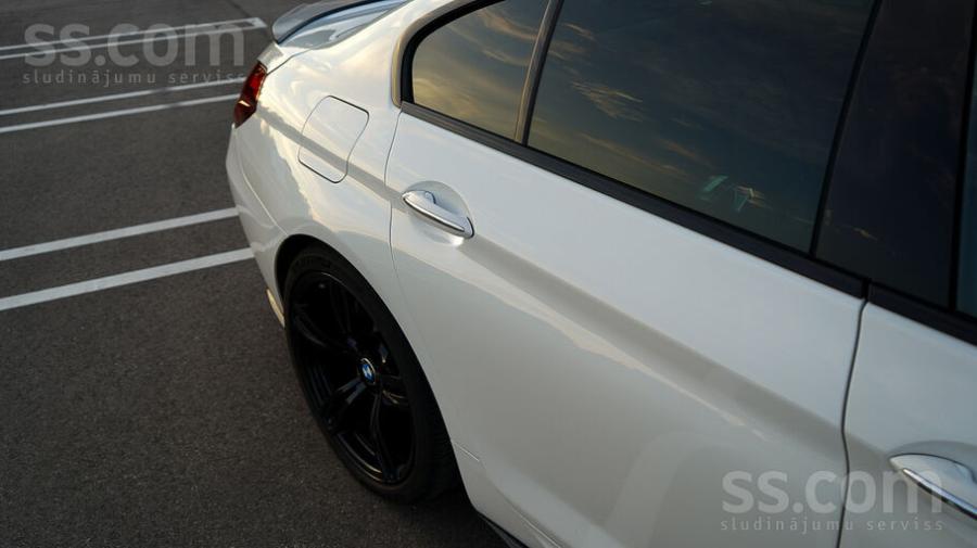Balts BMW M6 2014 Daugavpils, ar dzinēja tilpumu 4.40 L un nobraukumu 86 tūkst. km par 49000 €, foto 6 vietnē AUTOMOTO.COM.LV