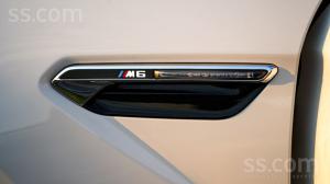 Balts BMW M6 2014 Daugavpils, ar dzinēja tilpumu 4.40 L un nobraukumu 86 tūkst. km par 49000 €, foto 17 vietnē AUTOMOTO.COM.LV