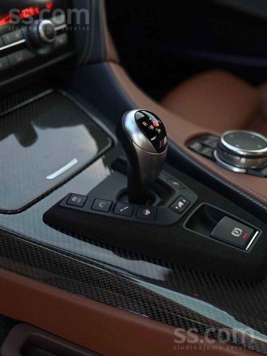 Balts BMW M6 2014 Daugavpils, ar dzinēja tilpumu 4.40 L un nobraukumu 86 tūkst. km par 49000 €, foto 25 vietnē AUTOMOTO.COM.LV