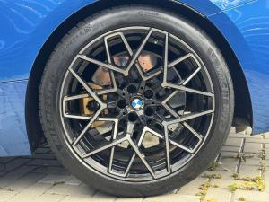 Blue BMW M8 2019 in Kaunas, with an engine capacity of 4.40 L and mileage of 104 thousand km for 61999 €, photo 17 on AUTOMOTO.COM.LV