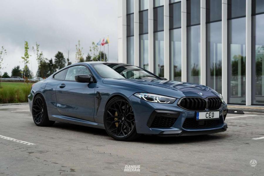 Blue BMW M8 2020 in Vilnius, with an engine capacity of 4.40 L and mileage of 54 thousand km for 71500 €, photo 1 on AUTOMOTO.COM.LV