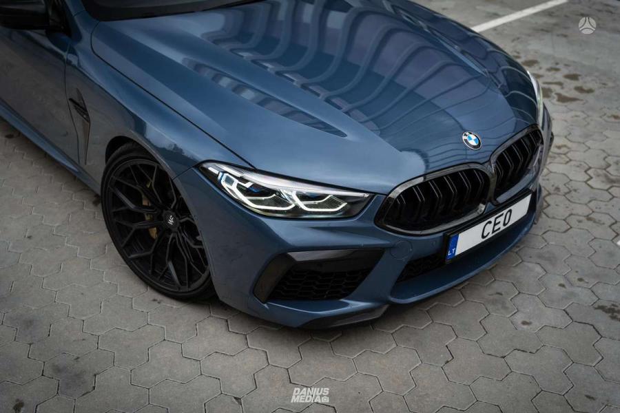 Blue BMW M8 2020 in Vilnius, with an engine capacity of 4.40 L and mileage of 54 thousand km for 71500 €, photo 3 on AUTOMOTO.COM.LV