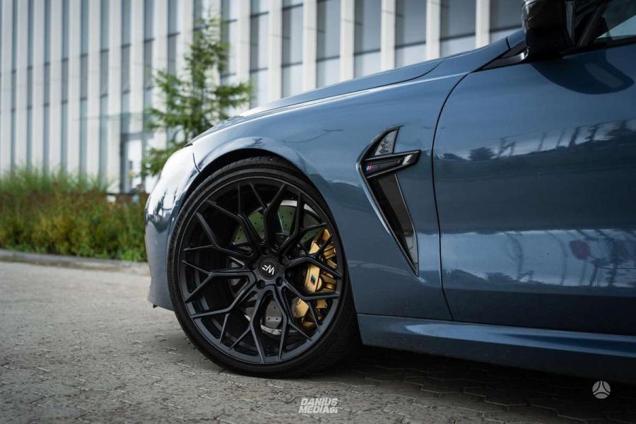 Blue BMW M8 2020 in Vilnius, with an engine capacity of 4.40 L and mileage of 54 thousand km for 71500 €, photo 13 on AUTOMOTO.COM.LV