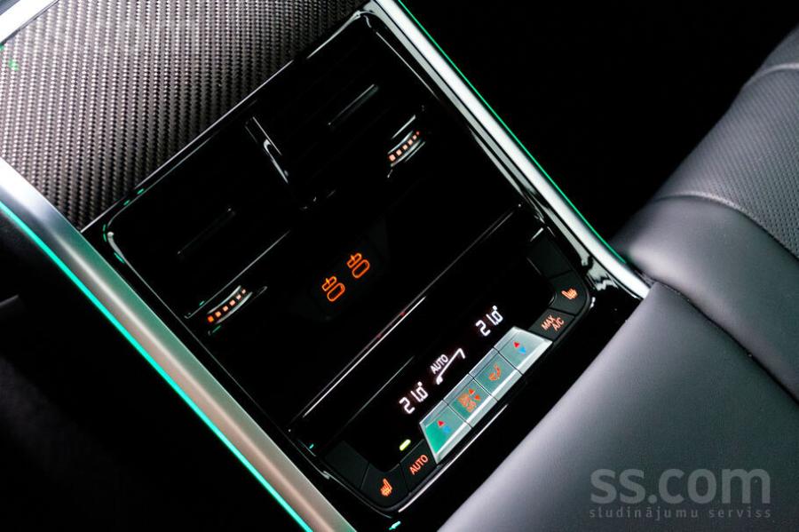 Красный БМВ M8 2024 в Рига, объемом двигателя 4.40 л и пробегом 37 тыс. км за 89700 €, фото 16 на AUTOMOTO.COM.LV