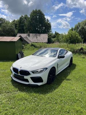 Balts BMW M8 2020 Molėtai, ar dzinēja tilpumu 4.40 L un nobraukumu 50 tūkst. km par 45000 €, foto 1 vietnē AUTOMOTO.COM.LV