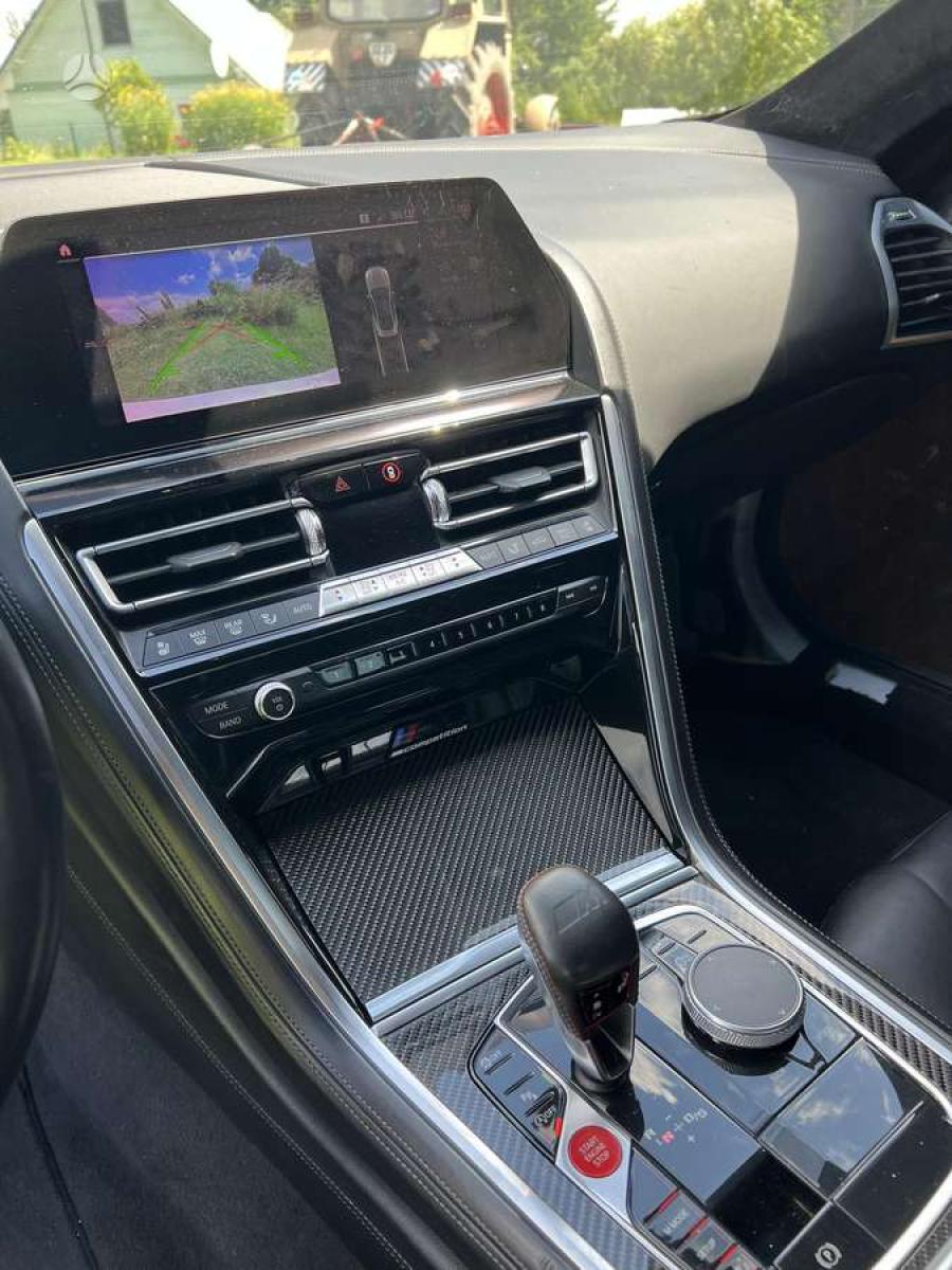 Balts BMW M8 2020 Molėtai, ar dzinēja tilpumu 4.40 L un nobraukumu 50 tūkst. km par 45000 €, foto 11 vietnē AUTOMOTO.COM.LV